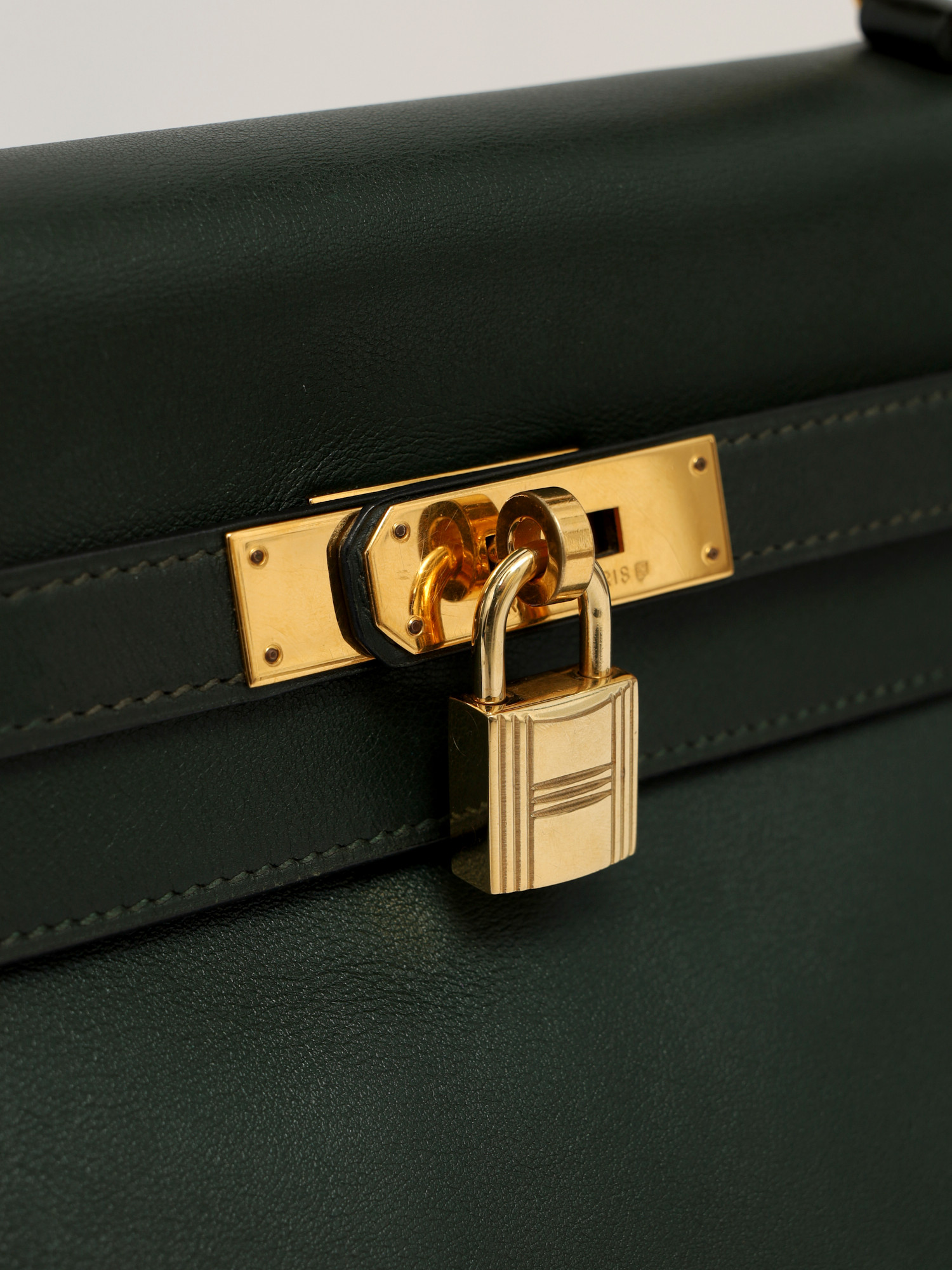 Купить сумку Hermes Kelly 32 (Эрмес) на ресейл платформе THE CULTT ...