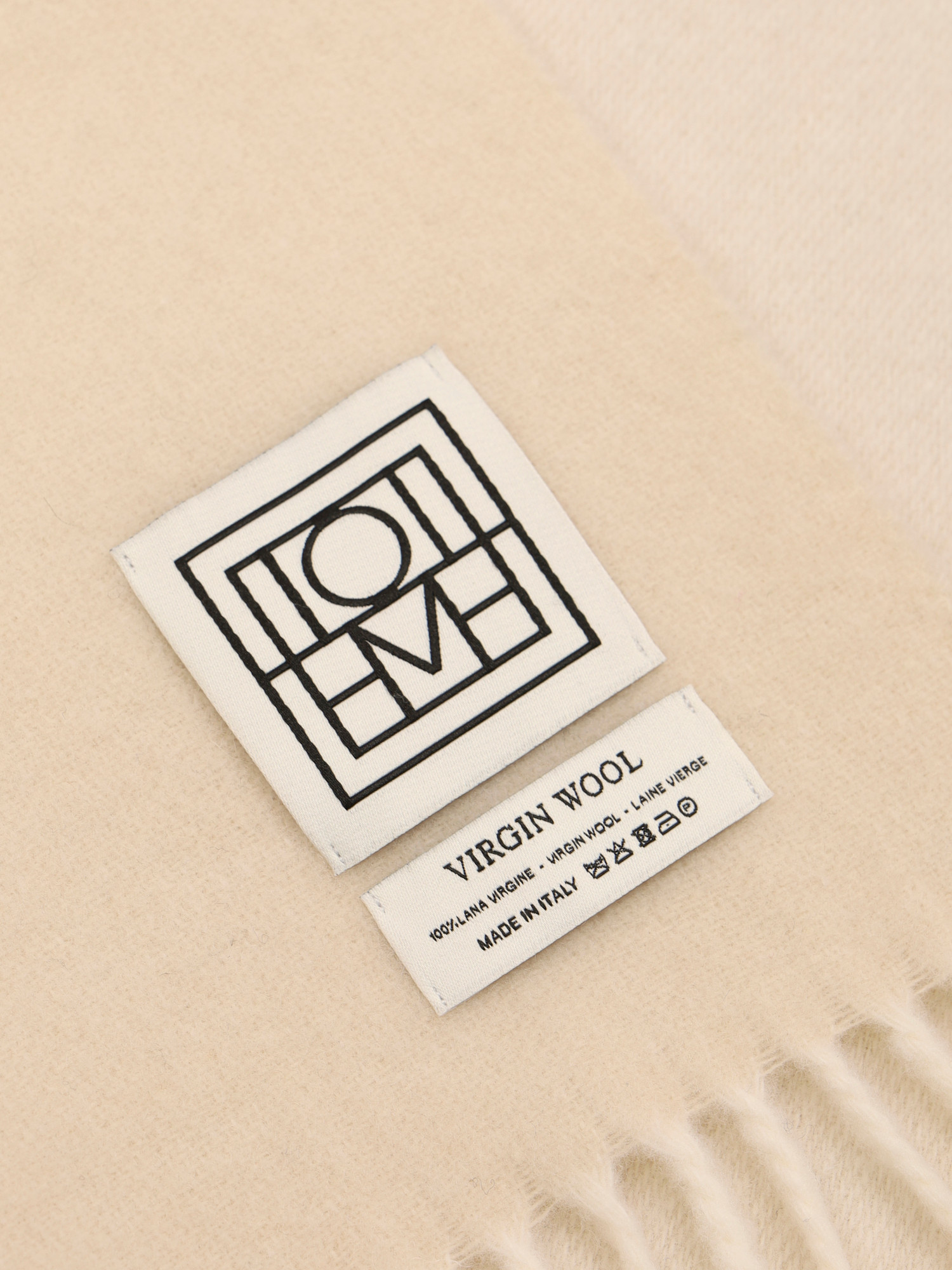 Купить аксессуар Toteme Scarf (Тотеме) на ресейл платформе THE CULTT ...